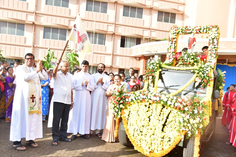 Hore Kanike procession 2019 - St.Lawrence Church Bondel